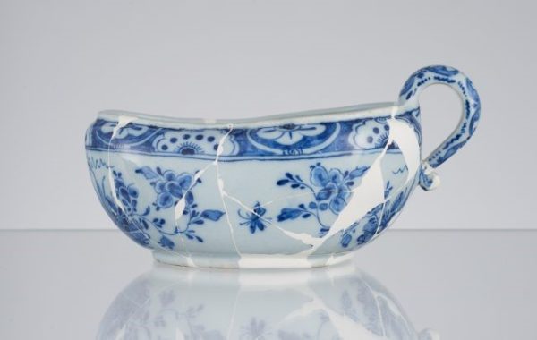 O que é um Bourdalou ou Chamber Pot? - Conexão Decór